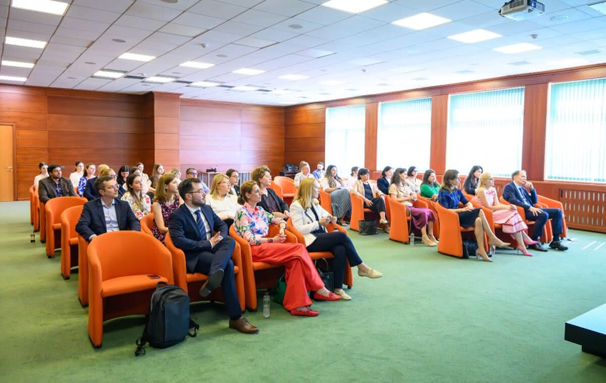 German Arbitration Institute (DIS): DIS@Bucharest: DIScover Settlement ...